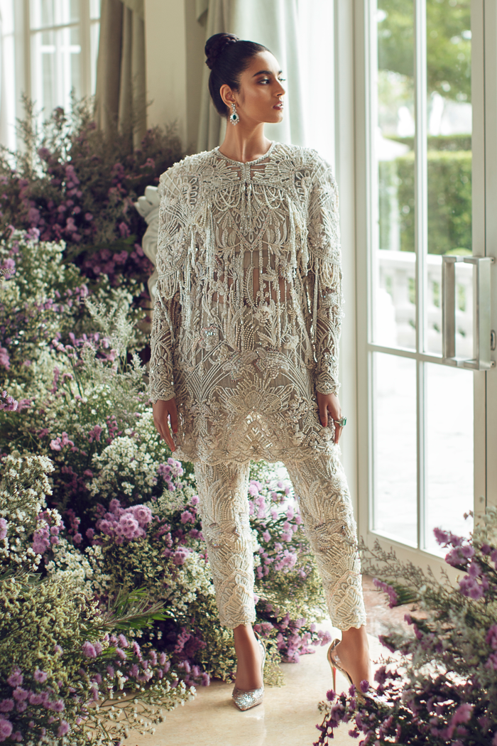 CAPE WHITE – Suffuse