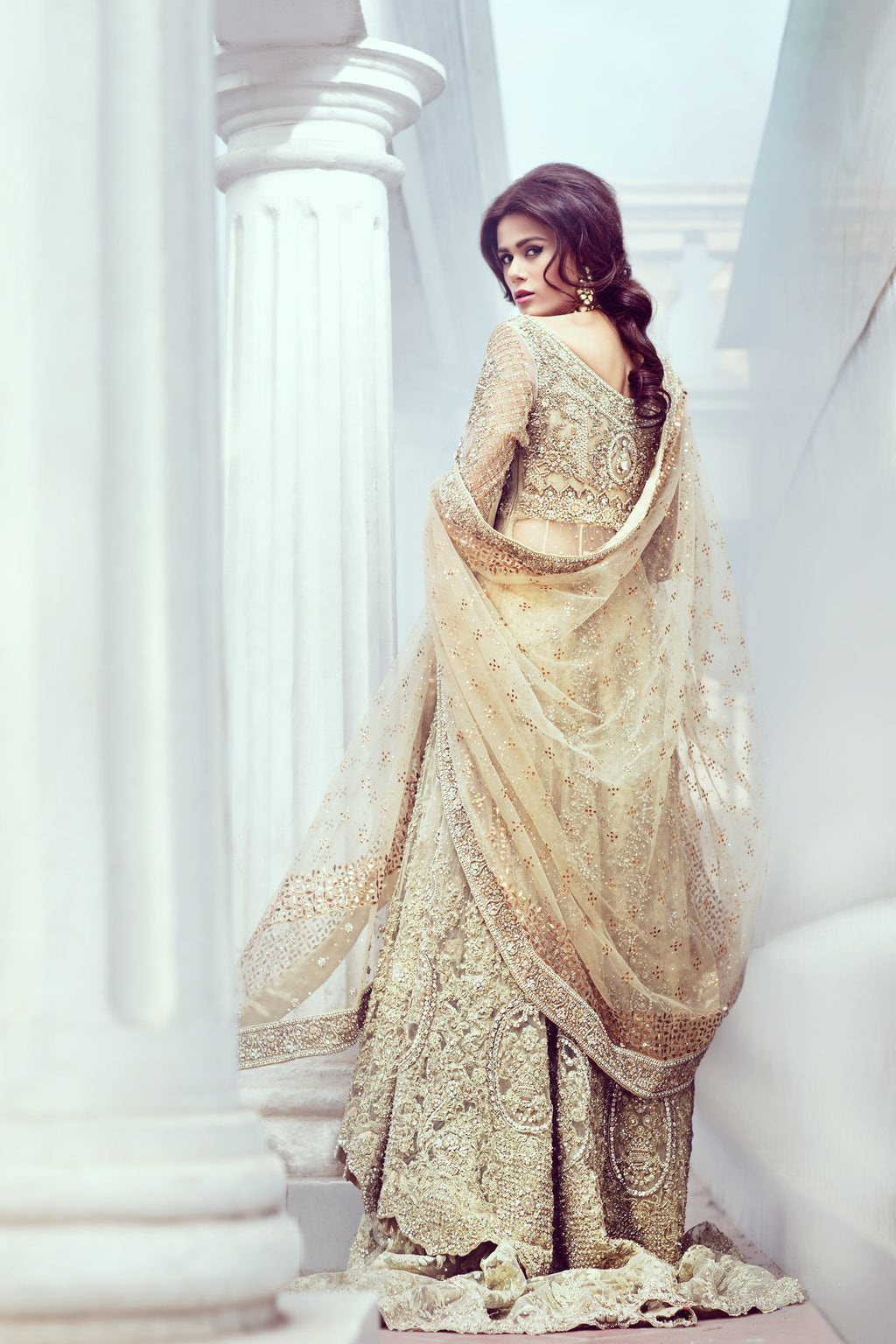 GOLD DUST – Suffuse